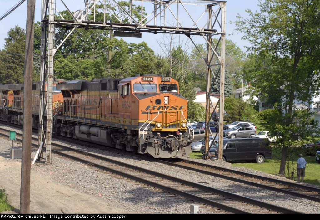 BNSF 6624
